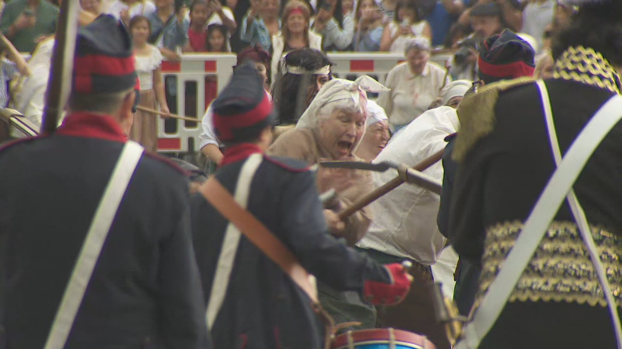 Os veciños de Pazos de Arenteiro en Boborás recrearon a batalla contra ...