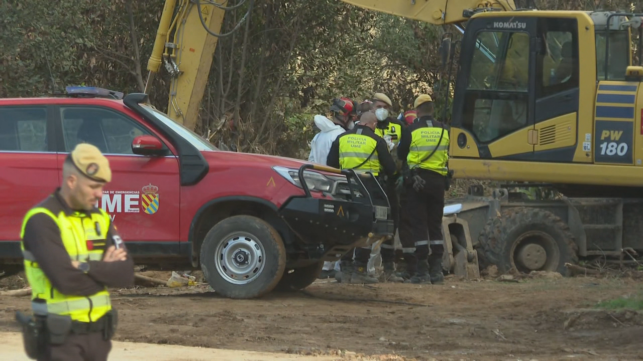 As Forzas Armadas atopan un cadáver en Paiporta preto dun vertedoiro - G24