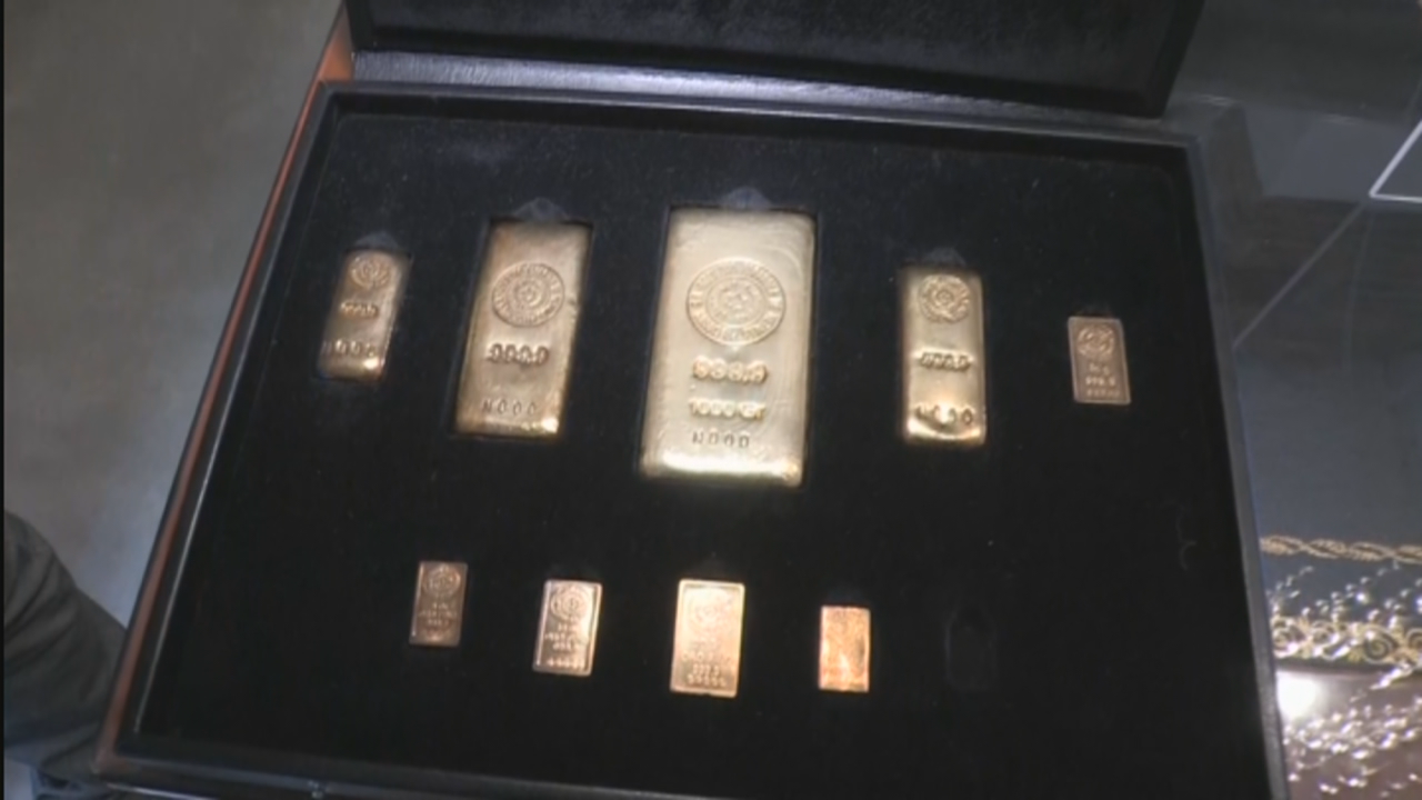 O prezo do ouro cotiza á alza en 2025 despois de marcar unha suba do 30 ...