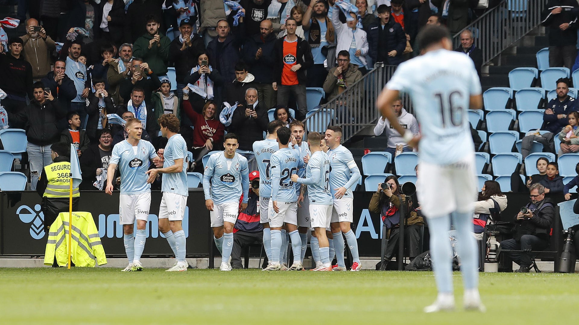 O Celta remonta por sexta vez na casa diante do Leganés (2-1) e mira ...