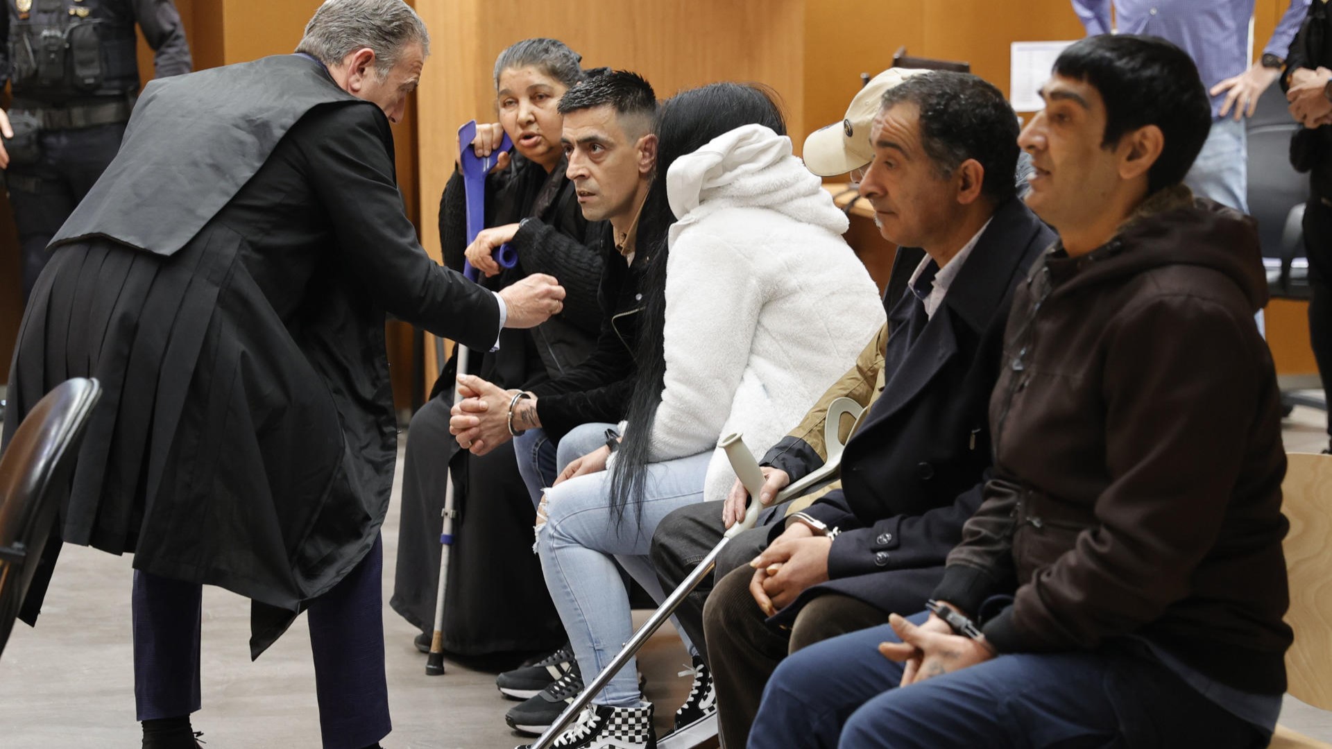 Seis integrantes do clan de La Mora aceptan penas de ata catro anos de ...