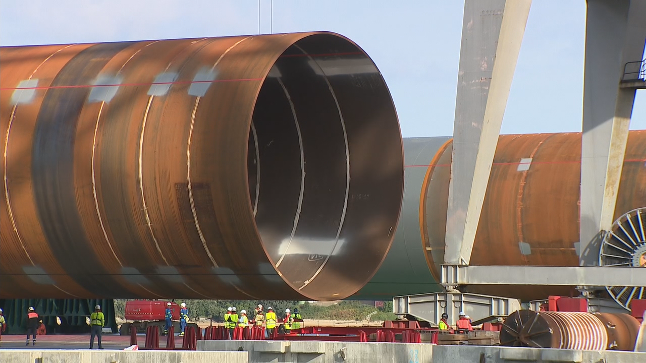 Navantia-Windar entrega a Iberdrola os últimos monopilotes dun parque ...