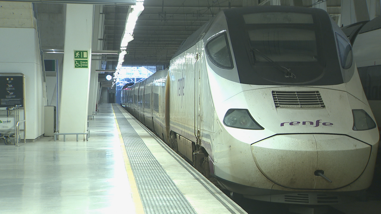 Renfe deixa Vigo sen trens por segundo día e amplía a suspensión á liña ...